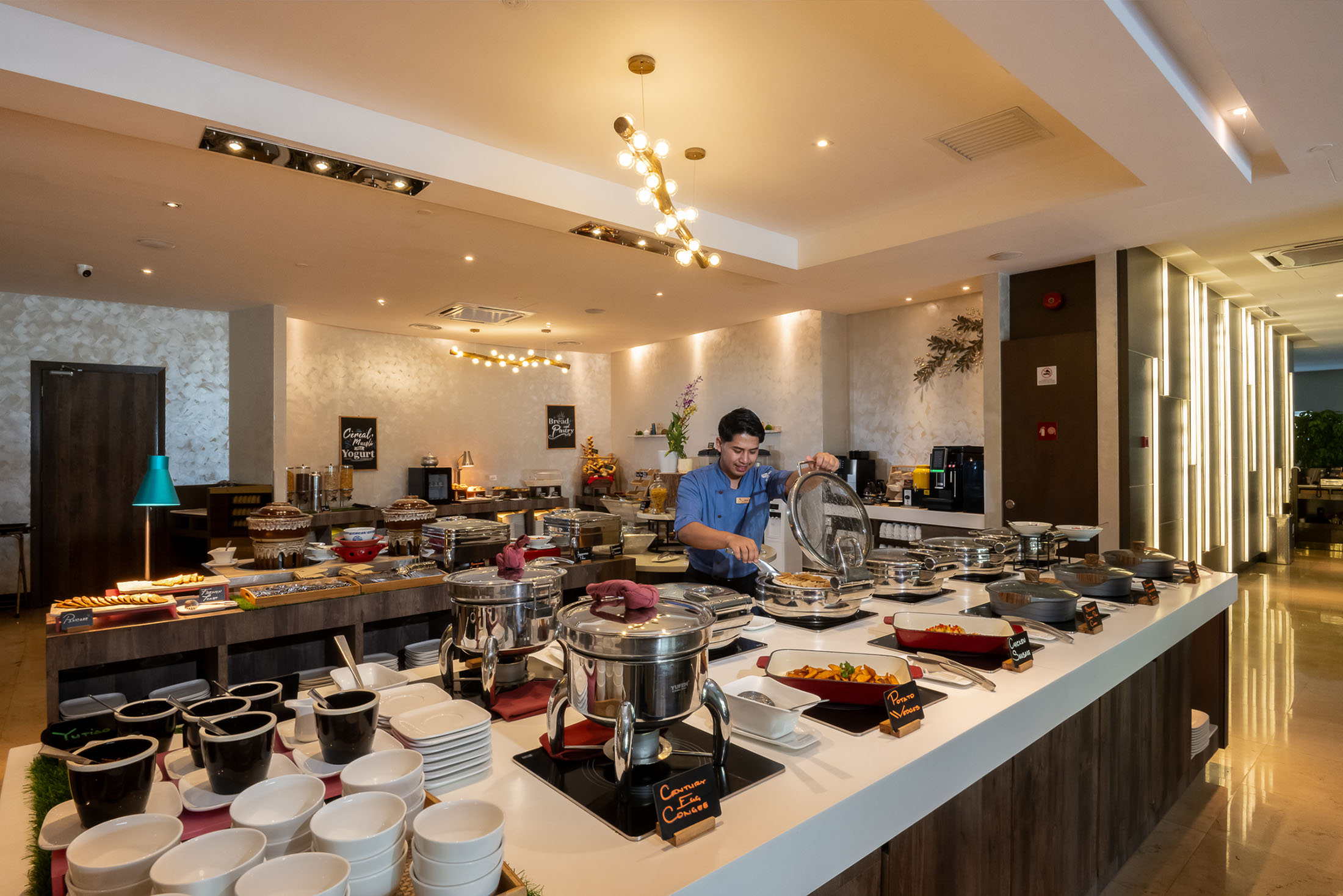 Dining - Olive Tree Hotel